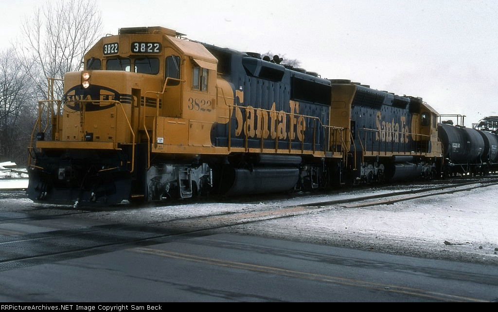 ATSF 3822 and 5314